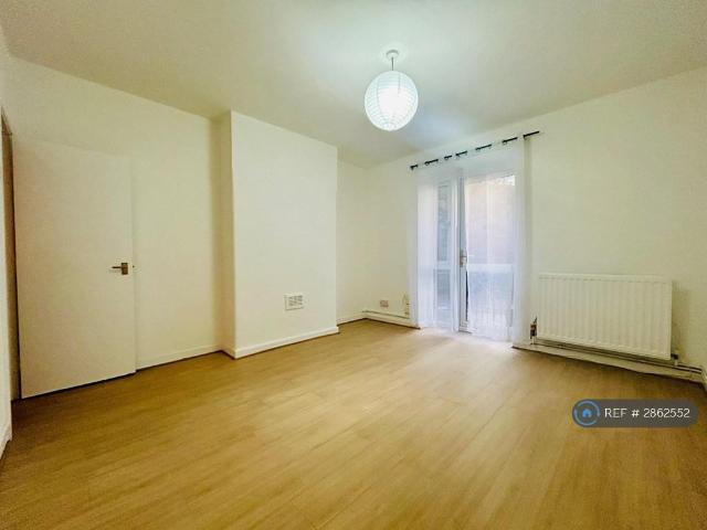 Ashdown House, London, E5 2 bed flat to rent £1,800 pcm £415 pw