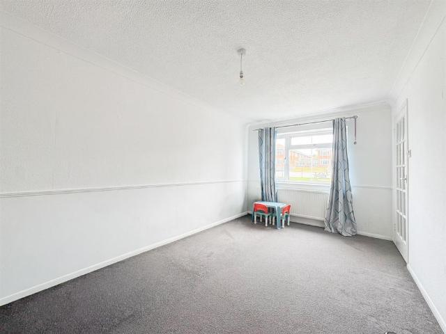 Ashdown Road, Bexhill On Sea, TN40 1SF