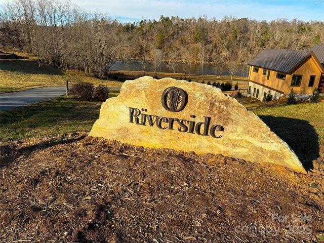 Asheville NC 28804 104901840