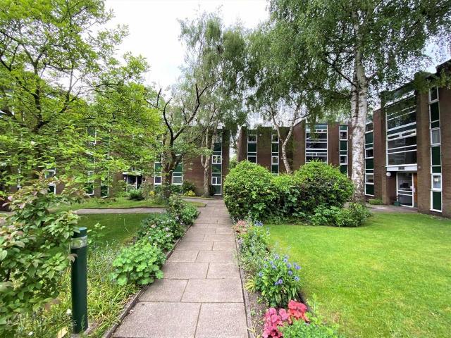 Ashfell Court, Edge Lane, Chorlton 2 bed ground floor flat to rent £1,225 pcm £283 pw