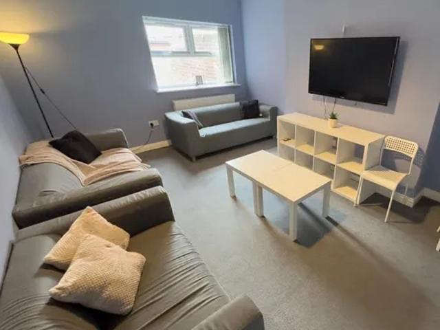 Ashfield, Liverpool, L15 1EY, United Kingdom | Room for rent #125977313 | Rentberry