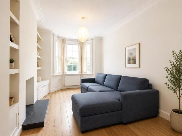 Ashfield Road, BRISTOL BS3 3 bed terraced house to rent £1,900 pcm £438 pw