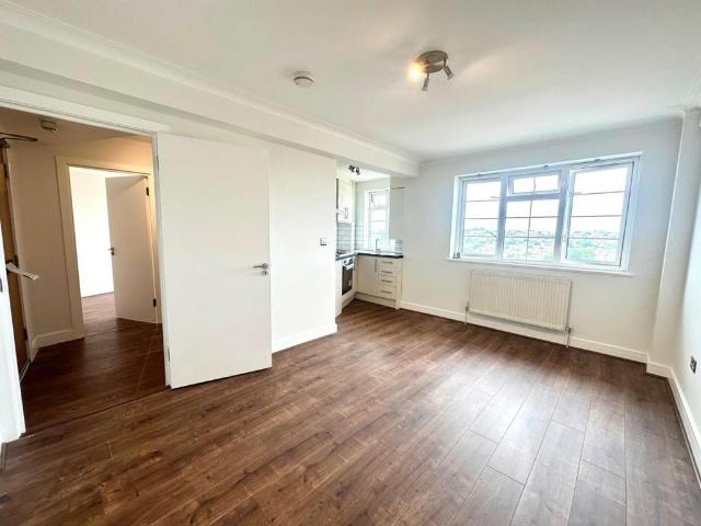Ashford Court, 1 bed flat to rent £1,699 pcm £392 pw