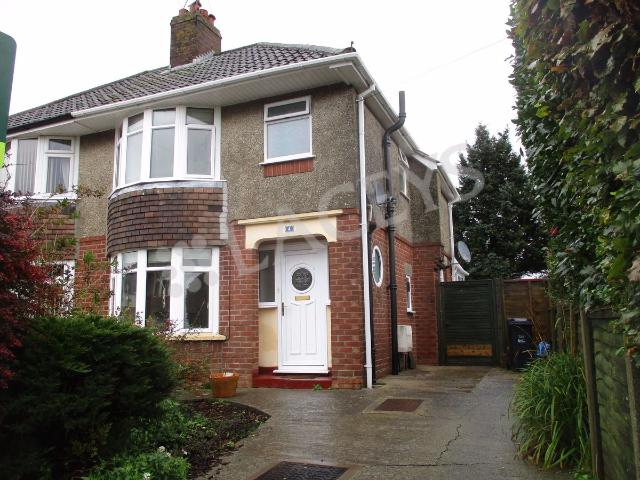 Ashford Grove, Yeovil BA21, 3 bed semi detached house to rent, £1,350 pcm | PrimeLocation