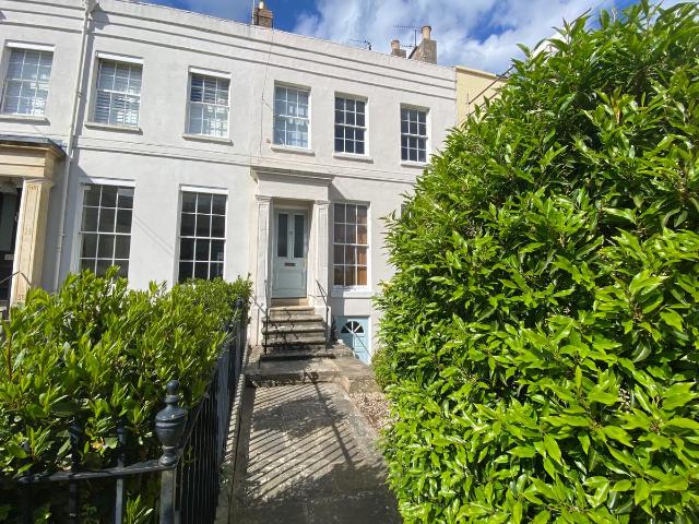 Ashford Road, Cheltenham GL50, 2 bed flat to rent, £1,150 pcm | PrimeLocation