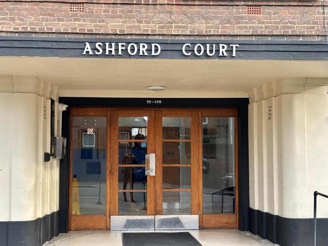 Ashford Road, Cricklewood 2 bed flat to rent £2,250 pcm £519 pw