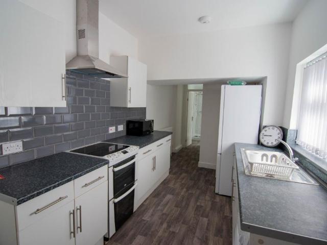 Ashford Street, Stoke On Trent ST4 5 bed house share to rent £2,188 pcm £505 pw