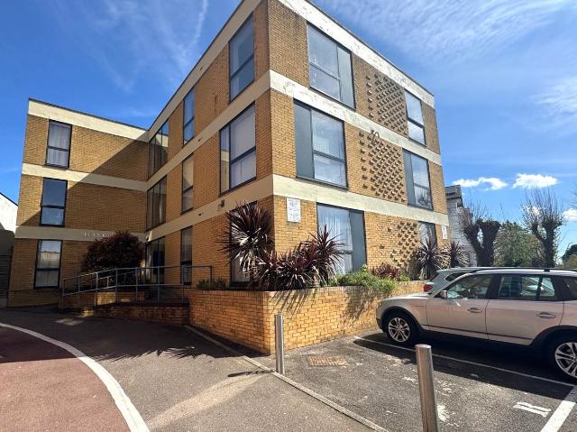 Ashford TN23, 1 bed flat to rent, £1,000 pcm | PrimeLocation