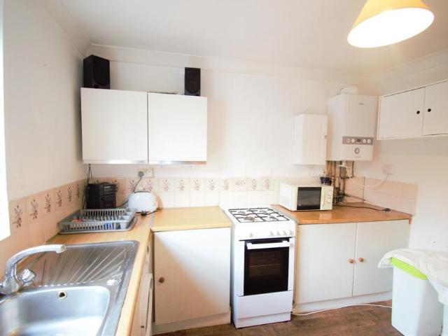Ashgrove 3 bed maisonette to rent £2,750 pcm £635 pw