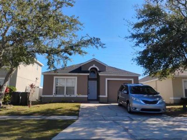 Ashington Pointe Dr