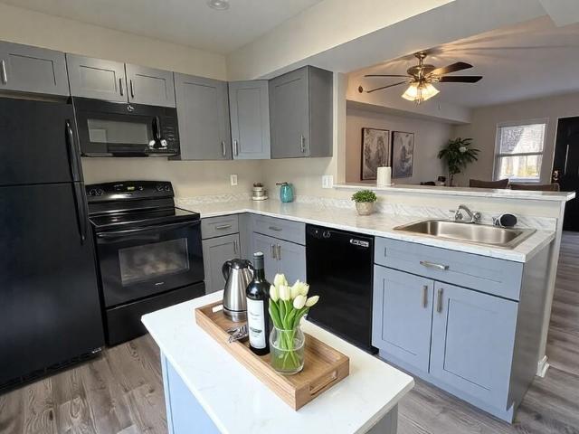 Ashland Towne Square 1 Bedroom Apartment for Rent at 204 Kings Arms Ct, Ashland, VA 23005