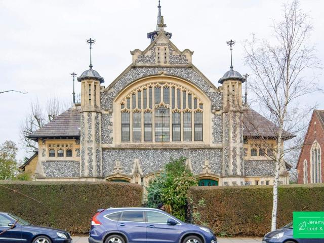 Ashlar Court, Creighton Avenue N2, 2 bed flat to rent, £2,350 pcm | PrimeLocation
