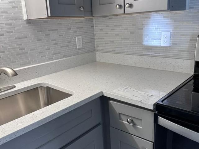 Ashlawn Apartments 2 Bedroom Apartment for Rent at 324 Ashlawn Dr, Norfolk, VA 23505 Oakdale Farms
