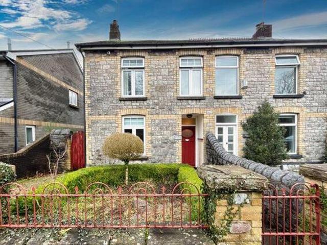 Ashley Cottage, Miskin, 3 Bedroom Cottage