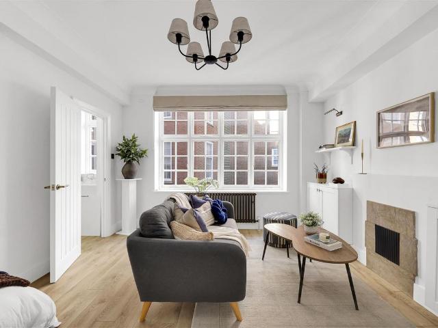 Ashley Court, Victoria SW1P, Studio to rent, £2,250 pcm | PrimeLocation