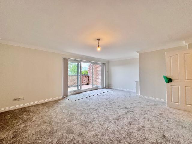 Ashley Cross BH14, Alton Road, BH14 8SJ, Poole
