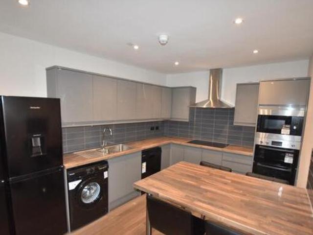 Ashley Down Road, Ashley Down, 7 Bedroom Terraced