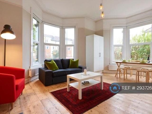 Ashley Down Road, Bristol, BS7 3 bed flat to rent £2,100 pcm £485 pw