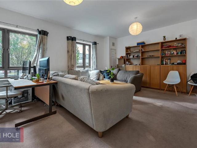 Ashley Heights, Ashley Down Road. 2 bed apartment to rent £1,650 pcm £381 pw