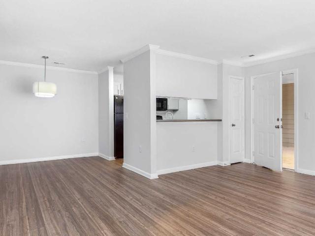 Ashley Oaks Apartments 2 Bedroom Apartment for Rent at 407 Guilford College Rd, Greensboro, NC 27409 Friendswood