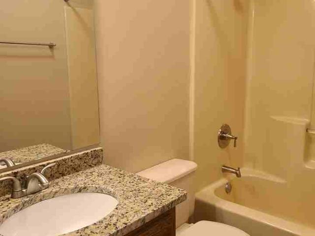 Ashley Manor Townhomes 2 Bedroom Apartment for Rent at 1218 Brookline Ave Sw, Decatur, AL 35603