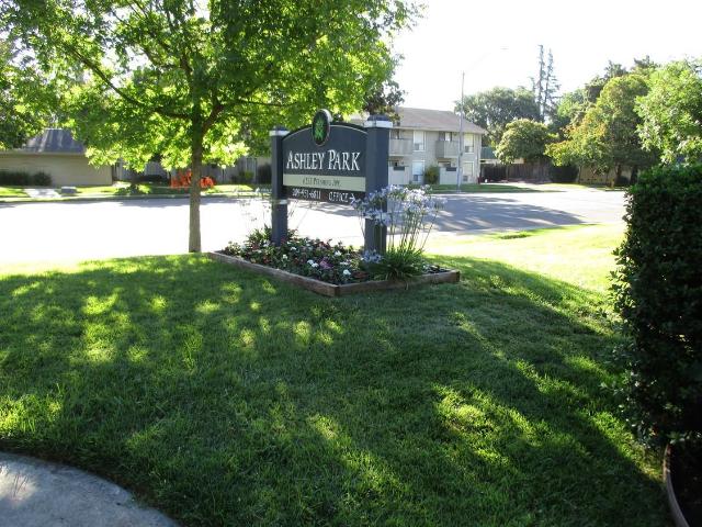 ASHLEY PARK APARTMENTS 1 Bedroom Apartment for Rent at 6232 N Pershing Ave, Lincoln Village, CA 95207 Lakeview