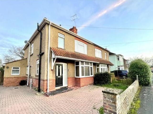 Ashley Road, Farnborough, 3 Bedroom Semi detached
