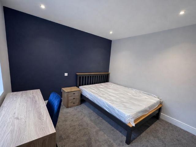 Ashley Road, Poole BH14, Room to rent, £675 pcm | PrimeLocation