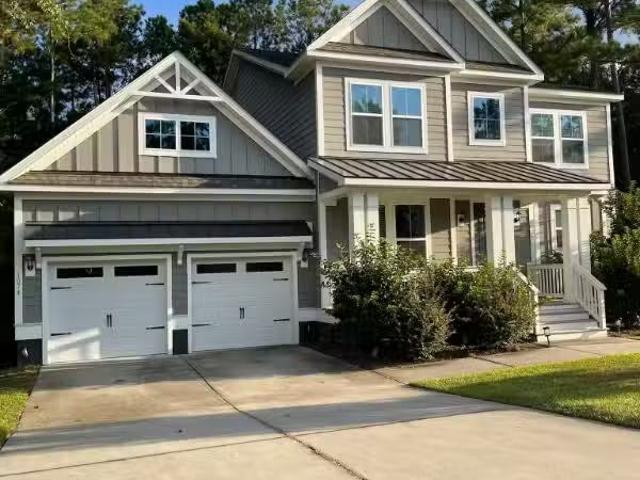 Ashley Retreat Subdivision 4bed/3bath 1074 Blockade Runner Pkwy
