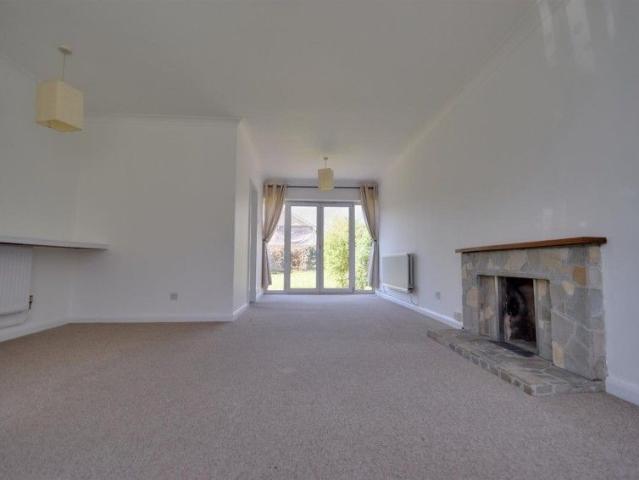 Ashlyn Close, Bushey, Hertfordshire
