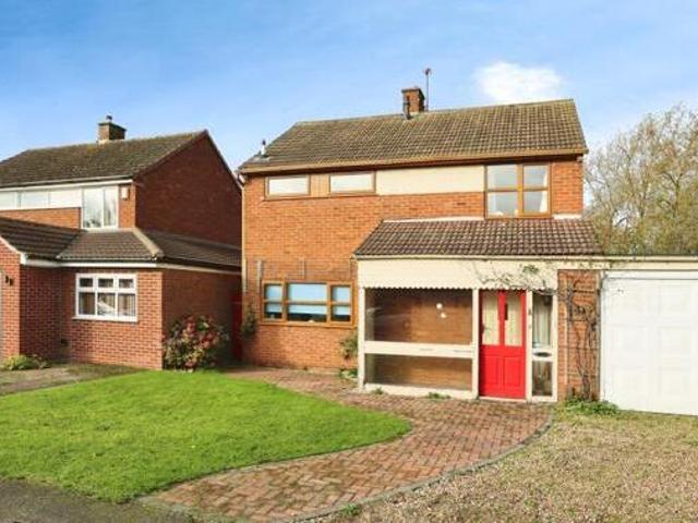 Ashmead Crescent, Leicester, 3 Bedroom Detached