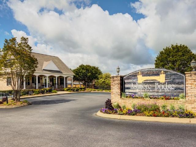 Ashmore Bridge Estates Apartment Homes 3 Bedroom Apartment for Rent at 423 W Butler Rd, Mauldin, SC 29662