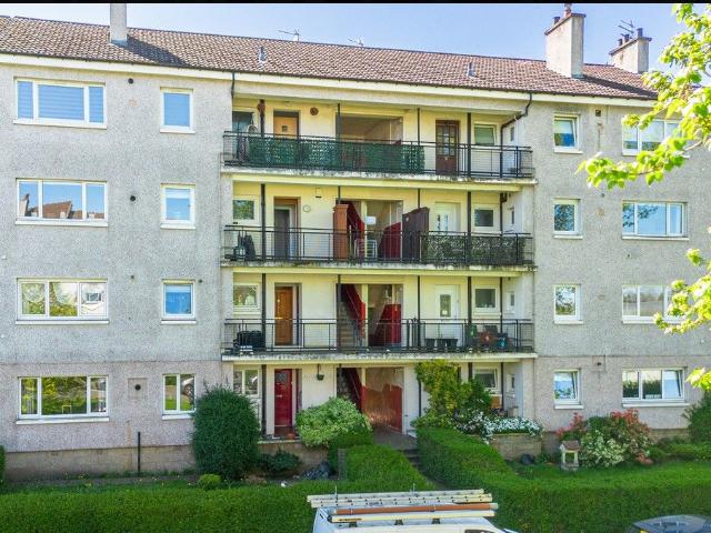 Ashmore Road, Glasgow G43, 3 bed flat to rent, £1,050 pcm | PrimeLocation