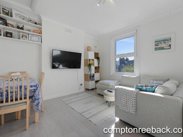 Ashmore Road, Maida Vale W9 2 bed maisonette to rent £2,550 pcm £588 pw