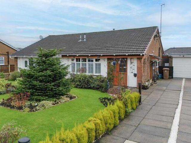 Ashmount Drive, Rochdale, 3 Bedroom Bungalow
