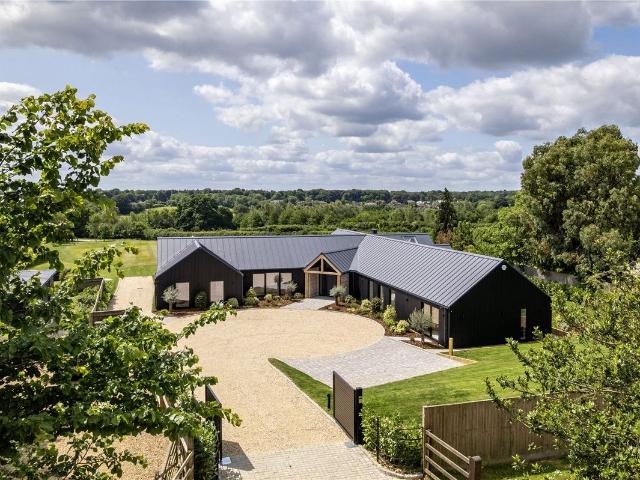 Ashridge Farm, Green End Road, Radnage, Buckinghamshire HP14, 5 bed detached house to rent, £8,500 pcm | PrimeLocation