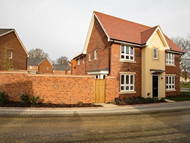 Askwith Grove, St Ives PE27, 3 bed semi detached house to rent, £1,575 pcm | PrimeLocation