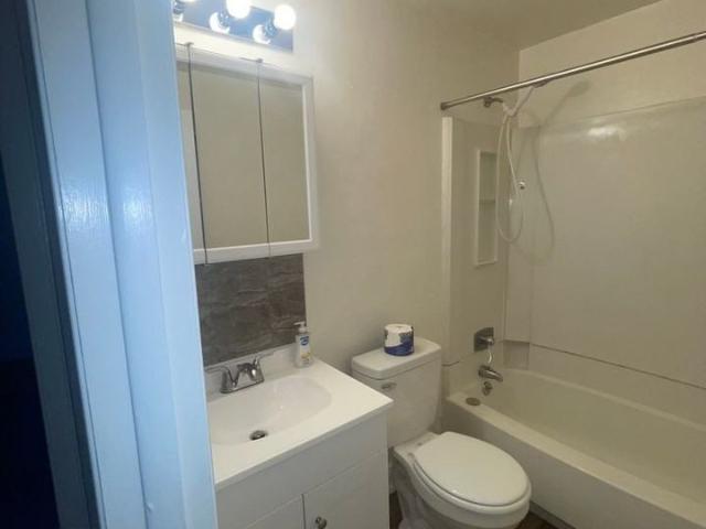 ASK ABOUT OUR NEW YEAR SPECIAL! 2 Bedroom Apartment for Rent at 25 E 3rd Ave, Spring Grove, PA 17362