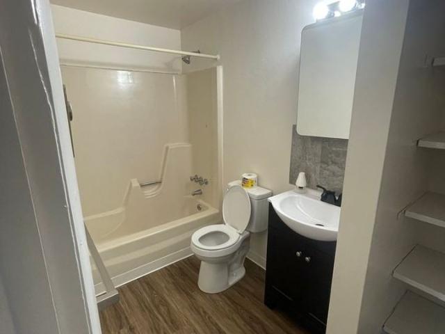 ASK ABOUT OUR NEW YEAR SPECIAL! 2 Bedroom Apartment for Rent at 25 E 3rd Ave, Spring Grove, PA 17362