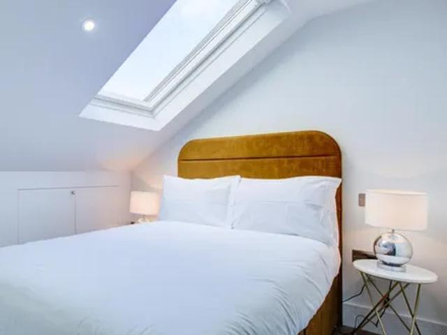 Aslett Street, London, SW18 2BH, United Kingdom | 1 bed apartment for rent #139402207 | Rentberry