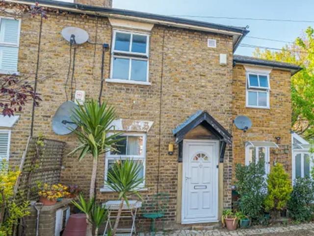 Aslett Street, London, SW18 2BH, United Kingdom | 2 bed apartment for rent #165468120 | Rentberry