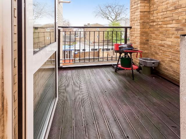 Aspect House, Manchester Road, Tower Hamlets E14, 1 bed flat to rent, £1,700 pcm | PrimeLocation