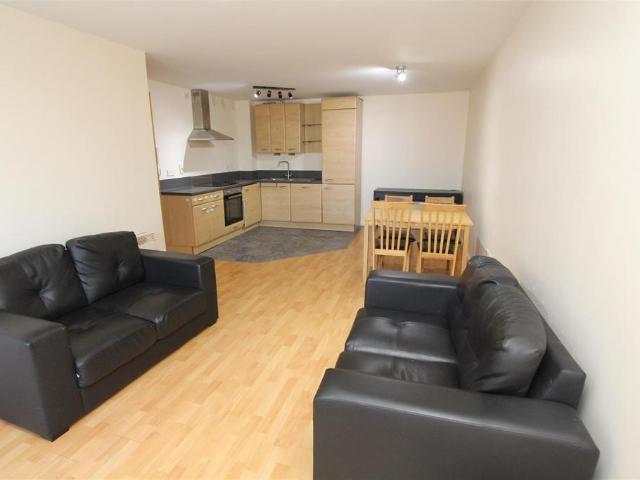 Aspect, Leeds, LS2 2 bed flat to rent £1,195 pcm £276 pw