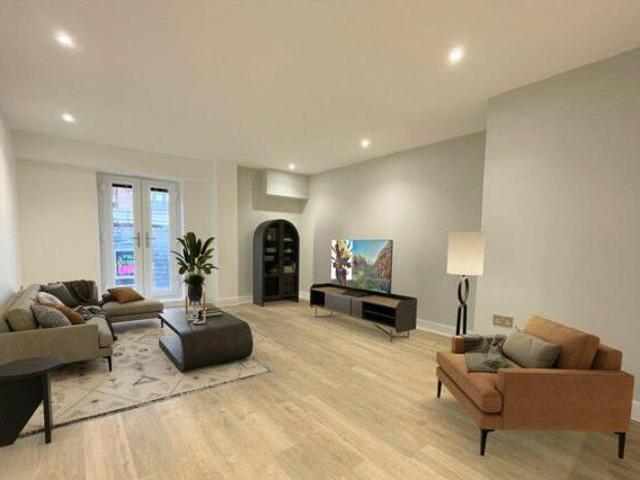 Aspect Point, Wentworth Street, 1 Bedroom Apartment
