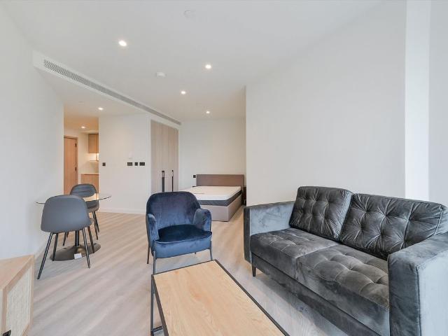 Aspen, 50 Marsh Wall, London E14, Studio to rent, £2,383 pcm | PrimeLocation