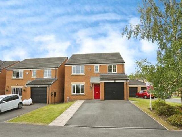 Aspen View, Whinmoor, 4 Bedroom Detached