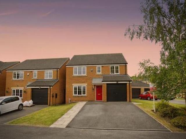 Aspen View, Whinmoor, 4 Bedroom Detached