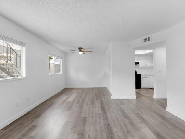 Aspen Village 1 Bedroom Apartment for Rent at 5110 El Camino Ave, Carmichael, CA 95608