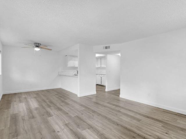 Aspen Village 2 Bedroom Apartment for Rent at 5110 El Camino Ave, Carmichael, CA 95608