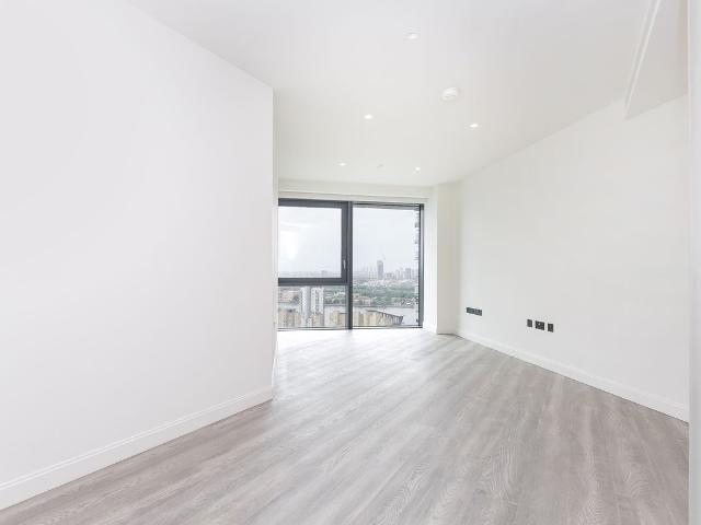 Aspen, Consort Place E14, Studio to rent, £2,400 pcm | PrimeLocation